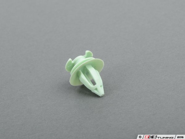 Genuine Mercedes Benz - 0069885778 - CLIP