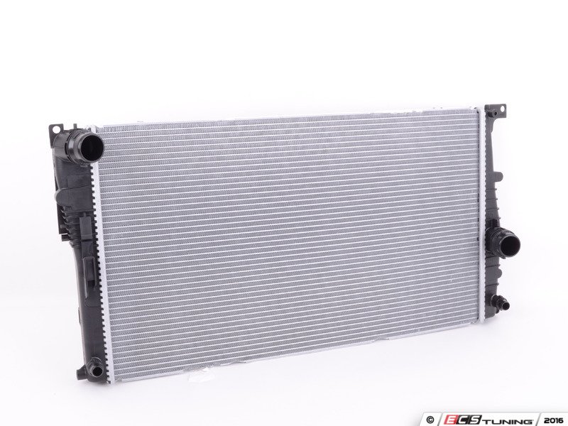 Genuine BMW - 17118672104 - Radiator (17-11-8-672-104)