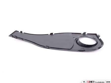 Genuine BMW - 51117294686 - CLOSED GRID, RIGHT (51-11-7-294-686)