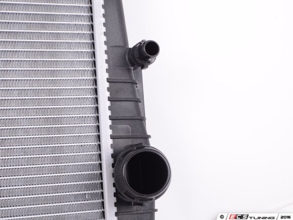 Genuine BMW - 17118672103 - Radiator - Automatic/Manual (17-11-8-672-103)