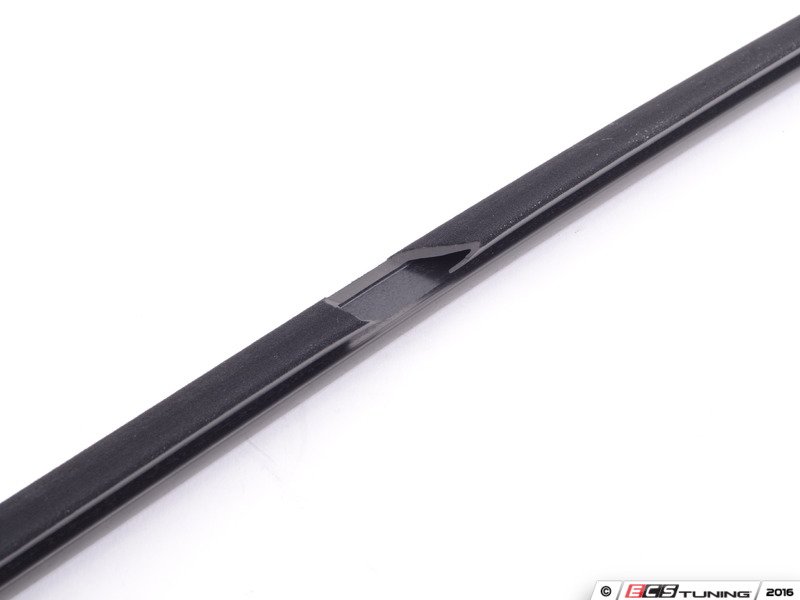 Genuine BMW - 51352990315 - OUTER WEATHERSTRIP, (51-35-2-990-315)