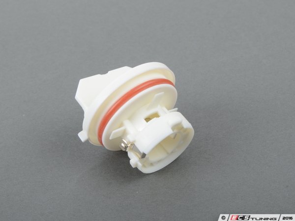 Genuine Mercedes Benz - 0018262082 - LAMP SOCKET