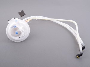 2010 Mercedes Benz C63 AMG Base Sedan 204.077 V8 6.3L Fuel Pumps ...