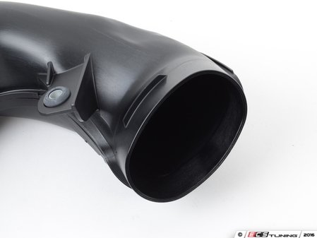 Genuine BMW - 13717631699 - Air Duct - Bottom (13-71-7-631-699)