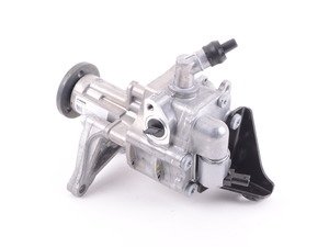 BMW F01 740i N54 3.0L Steering Pump Parts - ECS Tuning
