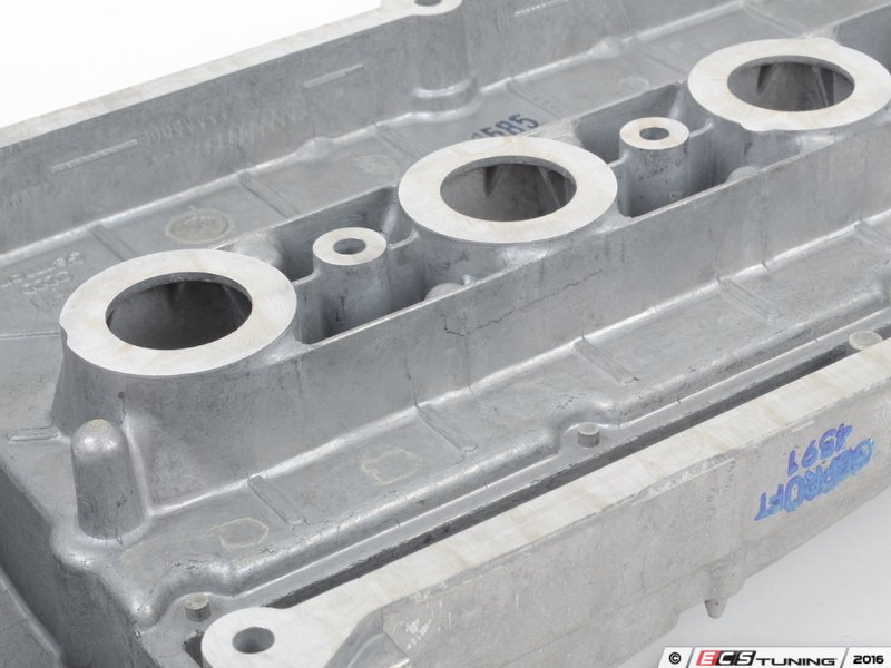 Genuine Volkswagen Audi - 06B103475D - Valve Cover - (NO LONGER ...