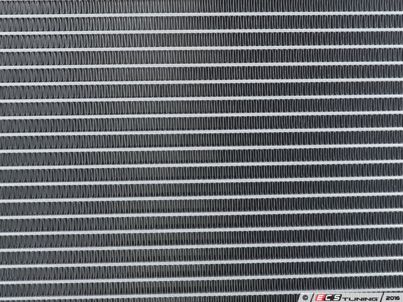 Genuine BMW - 64506804722 - A/C Condenser (64-50-6-804-722)