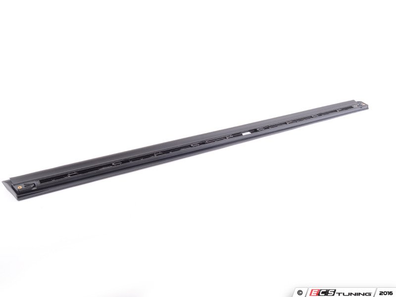 Genuine Volkswagen Audi - 8E0853960E7DL - Front Lower Door Moulding ...