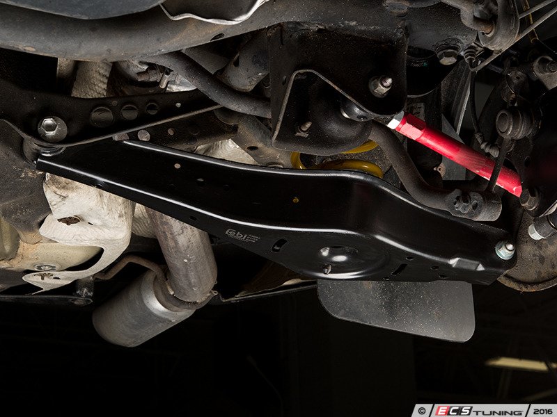 ECS News - New ECS Rear Control Arms With Poly Bushings For VW