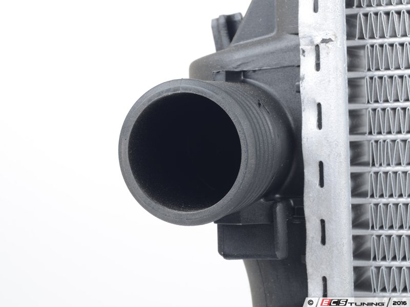 Genuine BMW - 17111723528 - RADIATOR EURO (17-11-1-723-528)