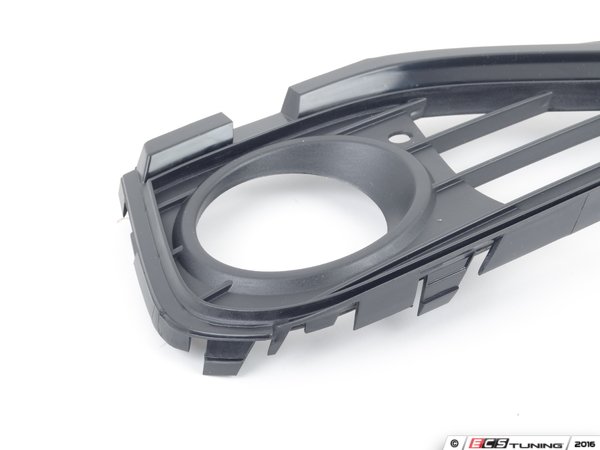 Genuine BMW - 51117294830 - Fog Light Grille - Right (51-11-7-294-830)