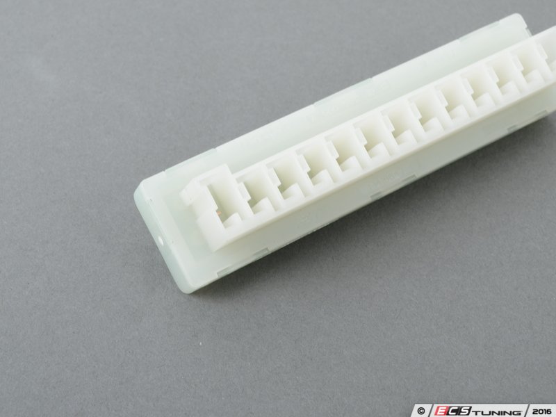 Genuine Mercedes Benz - 0009821012 - ENERGY DISTRIBUTOR