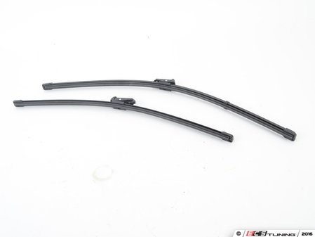 Valeo - 61610038893 - Front Wiper Blade Set