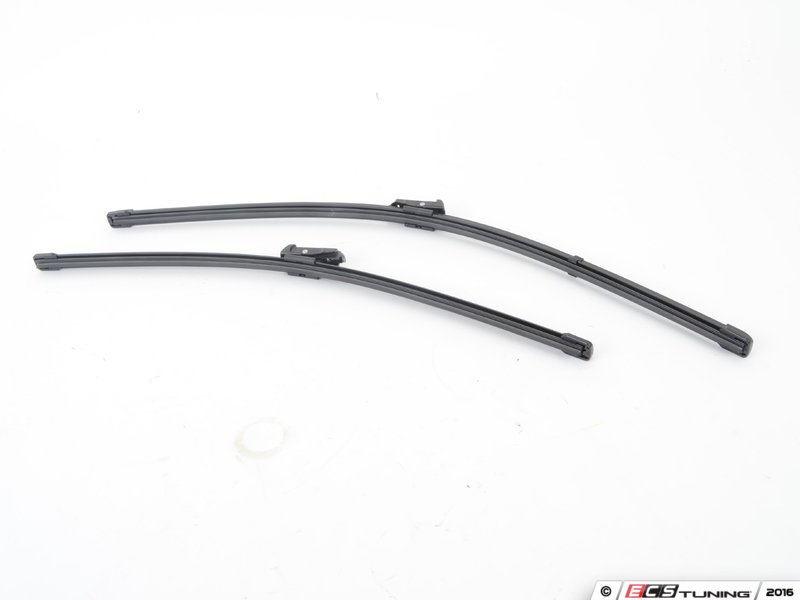 Valeo - 61610038893 - Front Wiper Blade Set