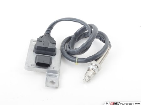 Genuine Volkswagen Audi - 059907807T - Nox Sensor - With Control Module ...