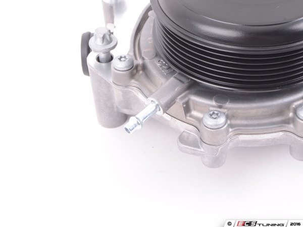 Genuine Mercedes Benz - 6512000200KT - REMAN COOLANT PUMP