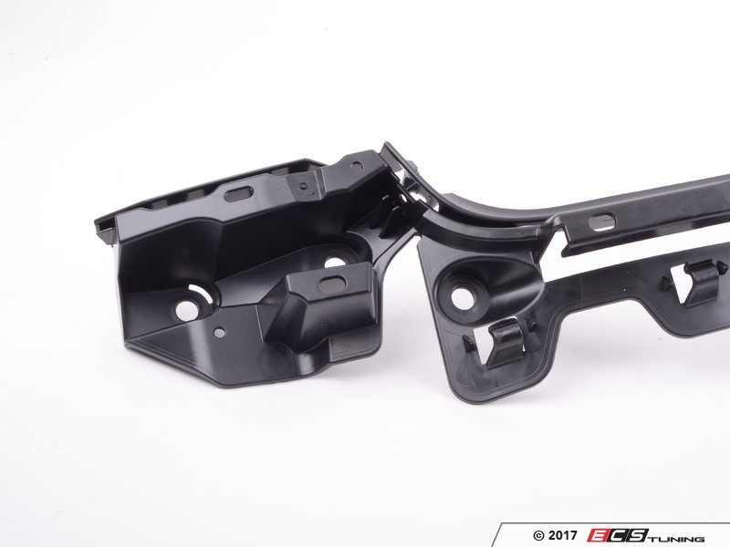 Genuine BMW - 51127161457 - E93 Guide - Center Rear (51-12-7-161-457)