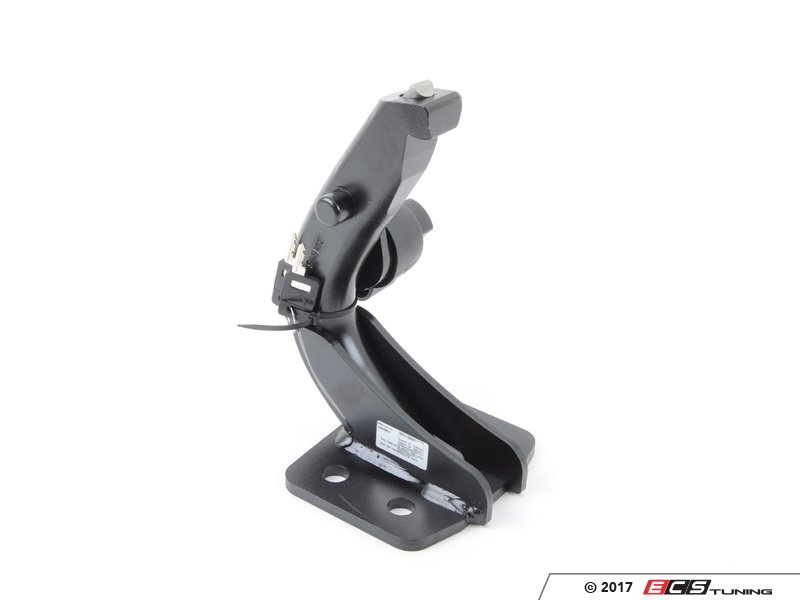 Genuine BMW - 82712349501 - RETROFIT KIT TOW HITCH MODUL (82-71-2-349-501)