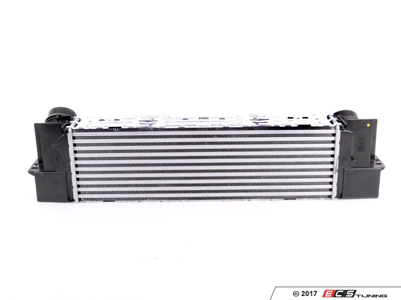 Genuine BMW - 17517823570 - Intercooler (17-51-7-823-570)