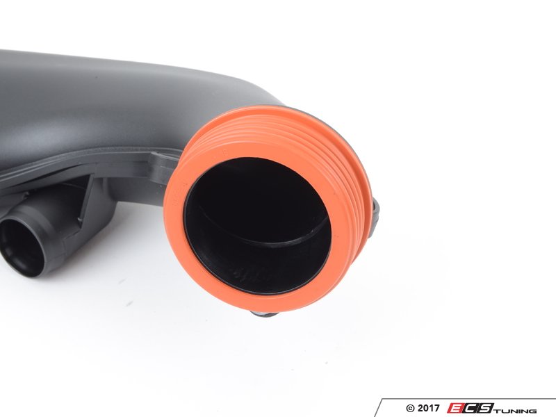 Genuine BMW - 13717577451 - Air Duct - Cylinder 1-4 (Right) (13-71-7 ...