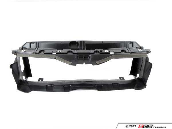 Genuine BMW - 51747290610 - Engine Air Duct - Radiator (51-74-7-290-610)