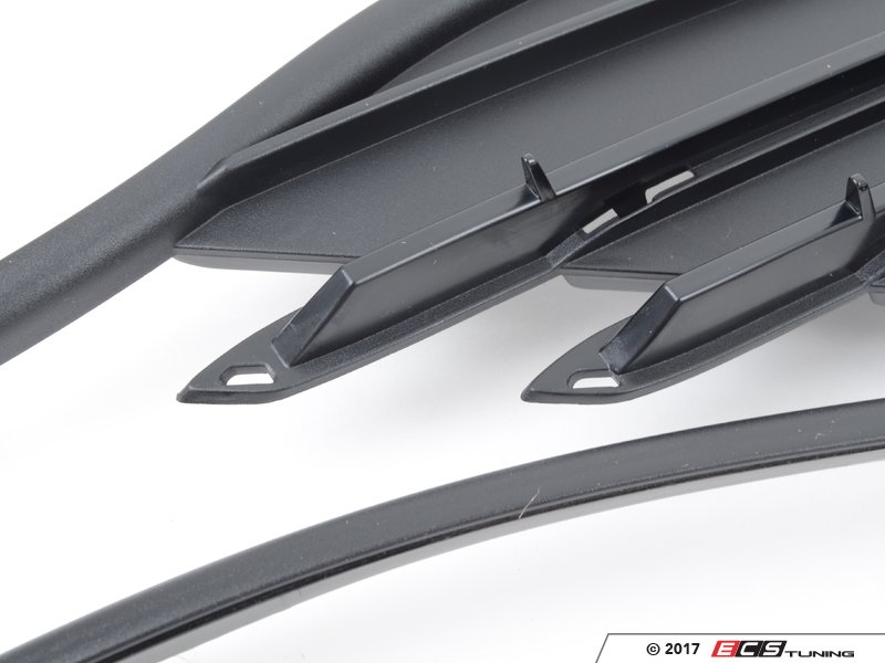 Genuine BMW - 51117309622 - Front lower bumper grille - right (51-11-7 ...