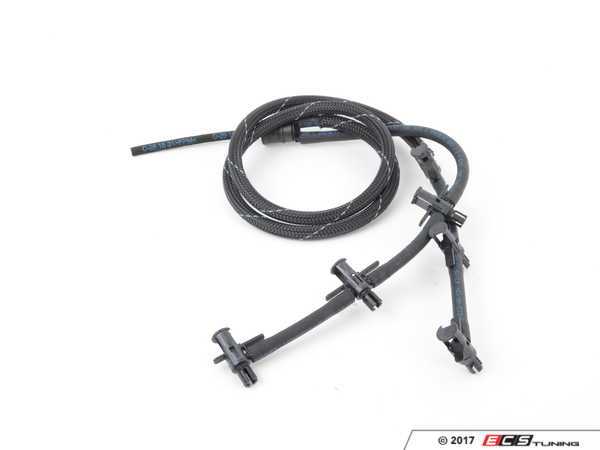 Genuine Volkswagen Audi - 059130218qKT - Fuel Hose - with bracket