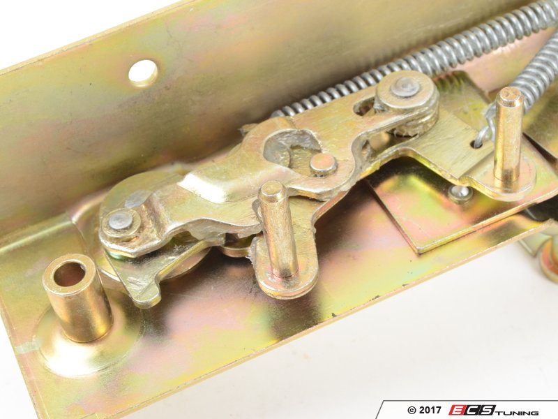 Genuine Mercedes Benz - 9017400135 - LOCK