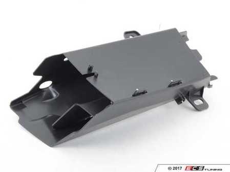 Genuine BMW - 51747331784 - Air Duct Brake - Right (51-74-7-331-784)