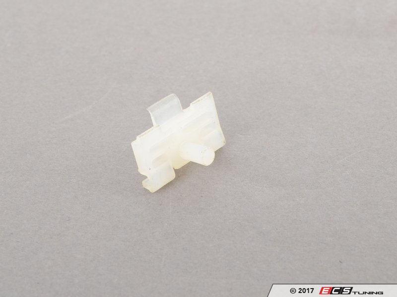 Genuine Mercedes Benz - 0069883078 - CLIP WHITE