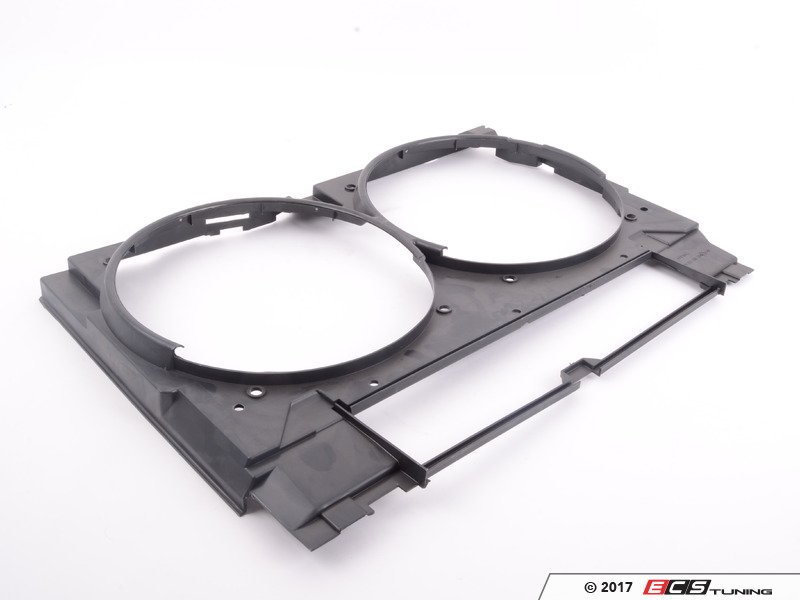 Genuine Mercedes Benz - 2025053355 - FAN SHROUD