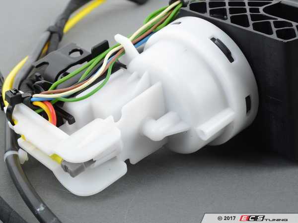 Genuine Mercedes Benz - 2407200535 - LOCK