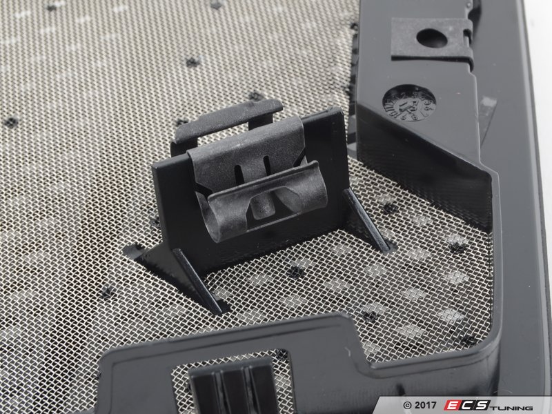 Genuine Mercedes Benz - 1648804405 - Hood Vent Grille - Right ...