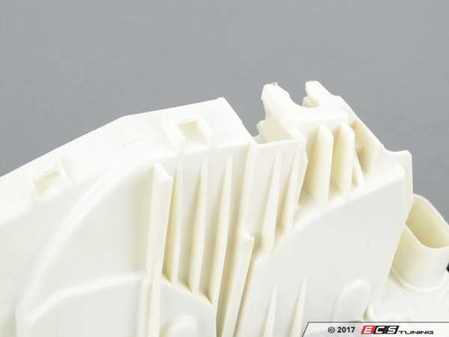 Genuine Mercedes Benz - 2047304135 - DOOR LOCK