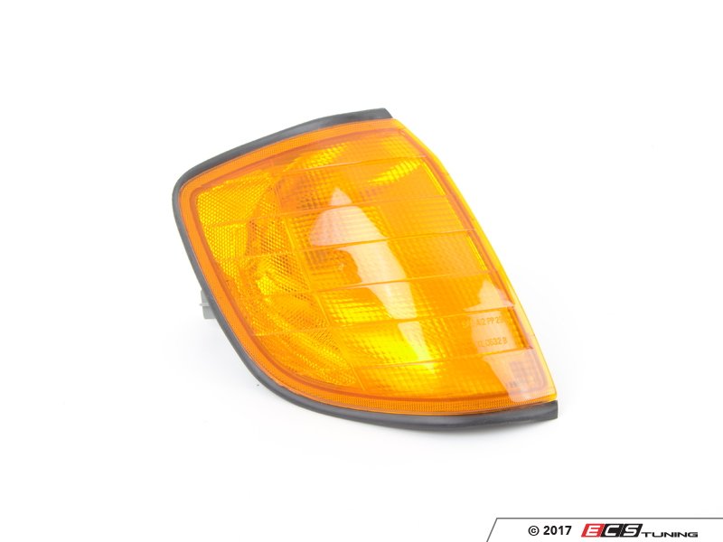 Magneti Marelli - 1408260443 - Front Turn Signal Housing - Right ...