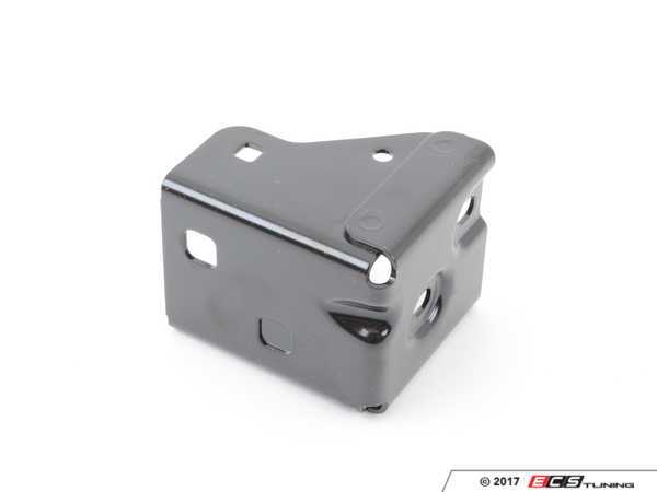 Genuine Mercedes Benz - 2056261400 - ATTACHMENT ANGLE BRACKET