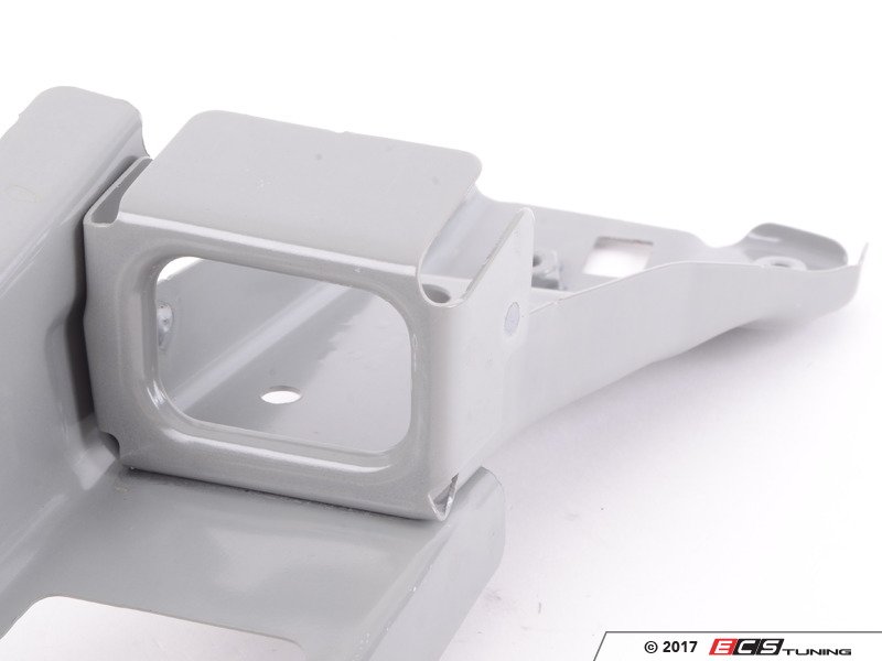 Genuine Volkswagen Audi - 5C6810136A - SIDE MEMB (5C6 810 136 A)