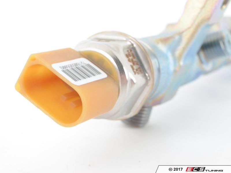 Genuine Volkswagen Audi - 03L130089J - Fuel Rail (03L 130 089 J)