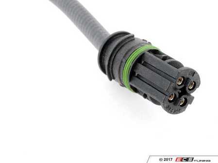 Bosch - 11787545243 - Oxygen Sensor - Front Manifold