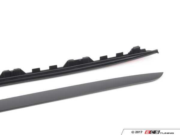 Genuine BMW - 51317387917 - Windshield trim - left (51-31-7-387-917)