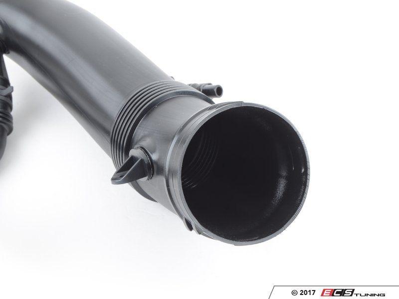 Genuine BMW - 13717627502 - AIR DUCT - (NO LONGER AVAILABLE) (13-71-7 ...