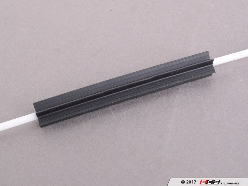 Genuine BMW - 51211950208 - Front Door Lock Cable - Right (51-21-1-950-208)