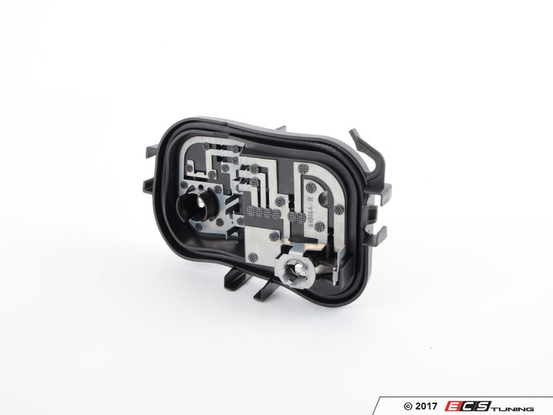 Genuine BMW - 63217366066 - Tail light bulb socket - Rear Right (63-21 ...