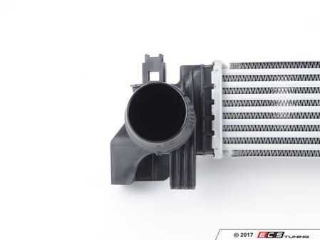 Genuine MINI - 17517617597 - Intercooler (17-51-7-617-597)